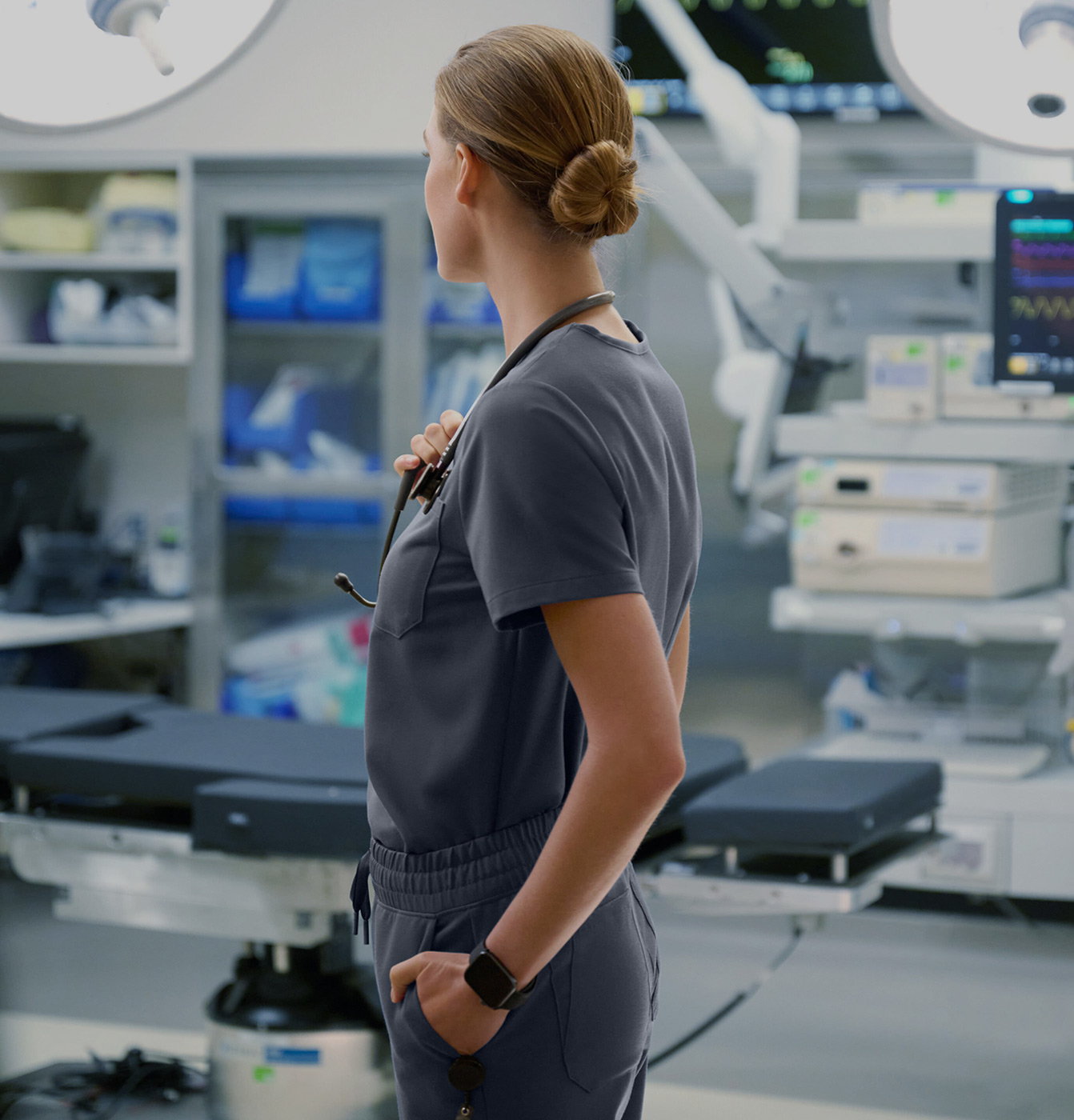 Performance Scrubs, Medical Apparel and Face Masks | Jaanuu